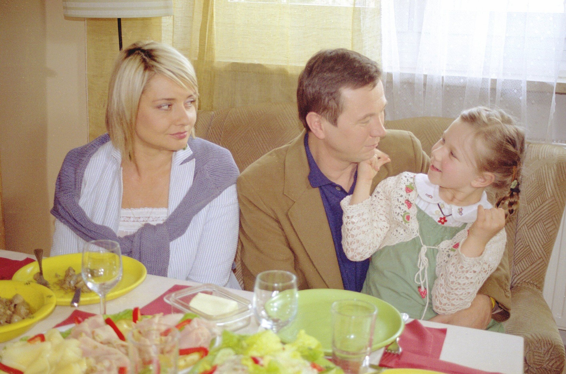 Klan - Odcinek 1318 - streszczenie odcinka | Telemagazyn