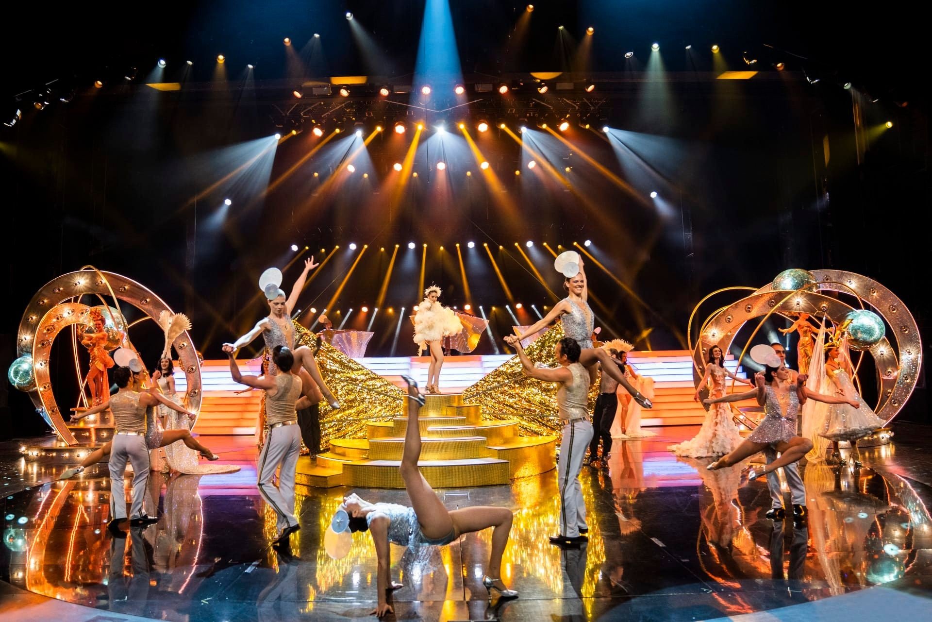 Pałac - Odcinek 5 Sezon 1 - streszczenie odcinka | Telemagazyn